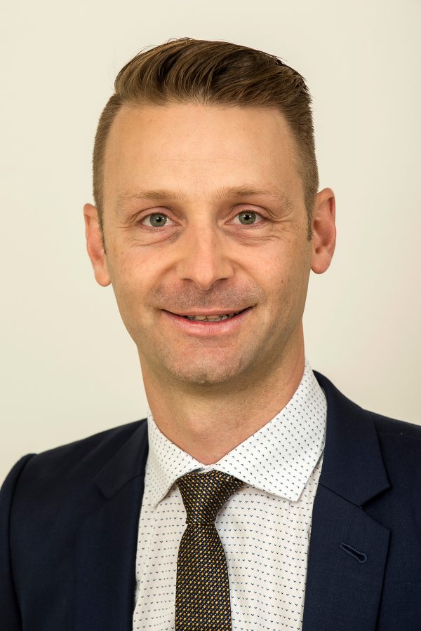 IMG_6156 - Dr David Graham Hand